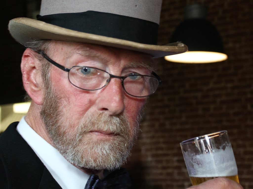 Arie van Dam - Nieuwpoort 700 Plus